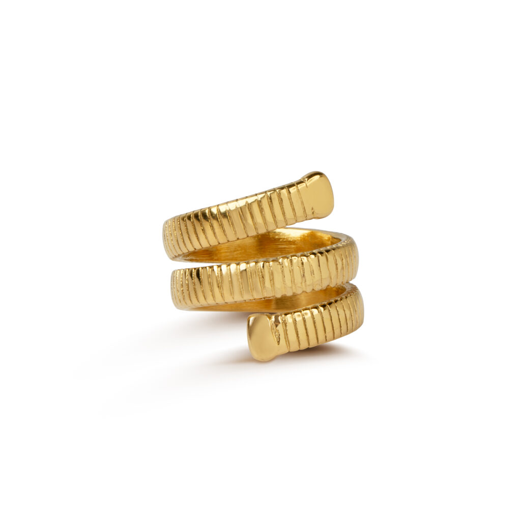 The Line - In a world full of trends, be a classic